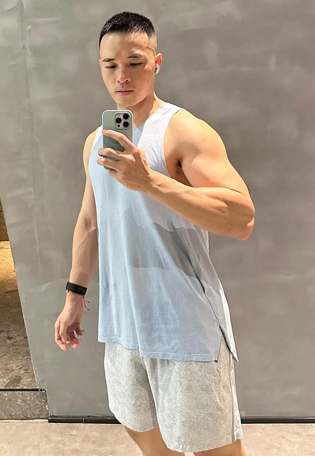 Corey Xiao หนุ่มชาวจีน กล้ามแน่น ดีกรีเทรนเนอร์สุดแซ่บ
